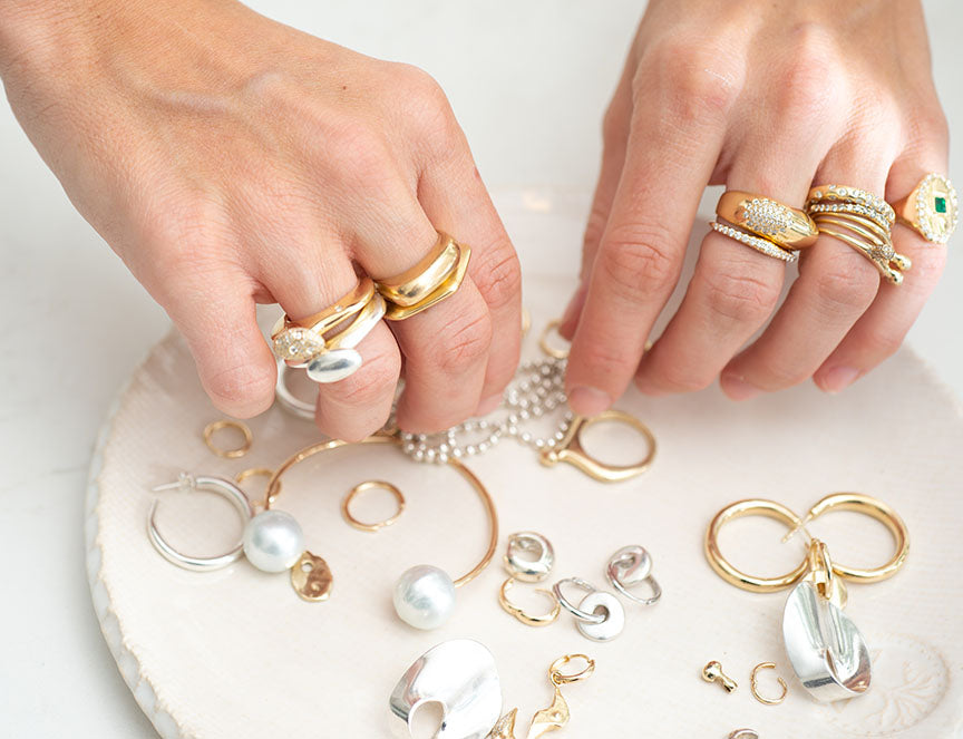 Best Sellers – Rebecca Pinto