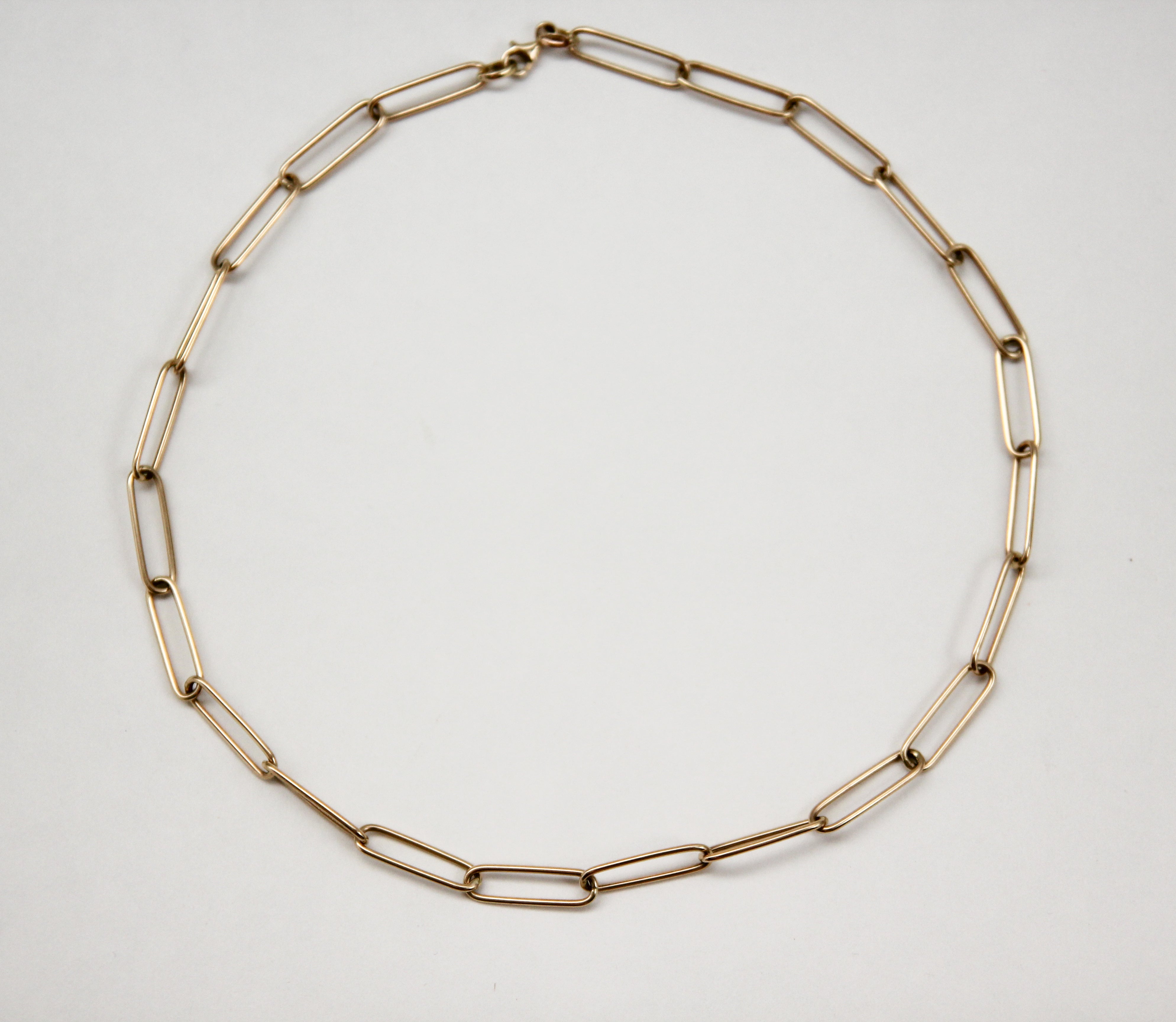 Float Chain – Rebecca Pinto